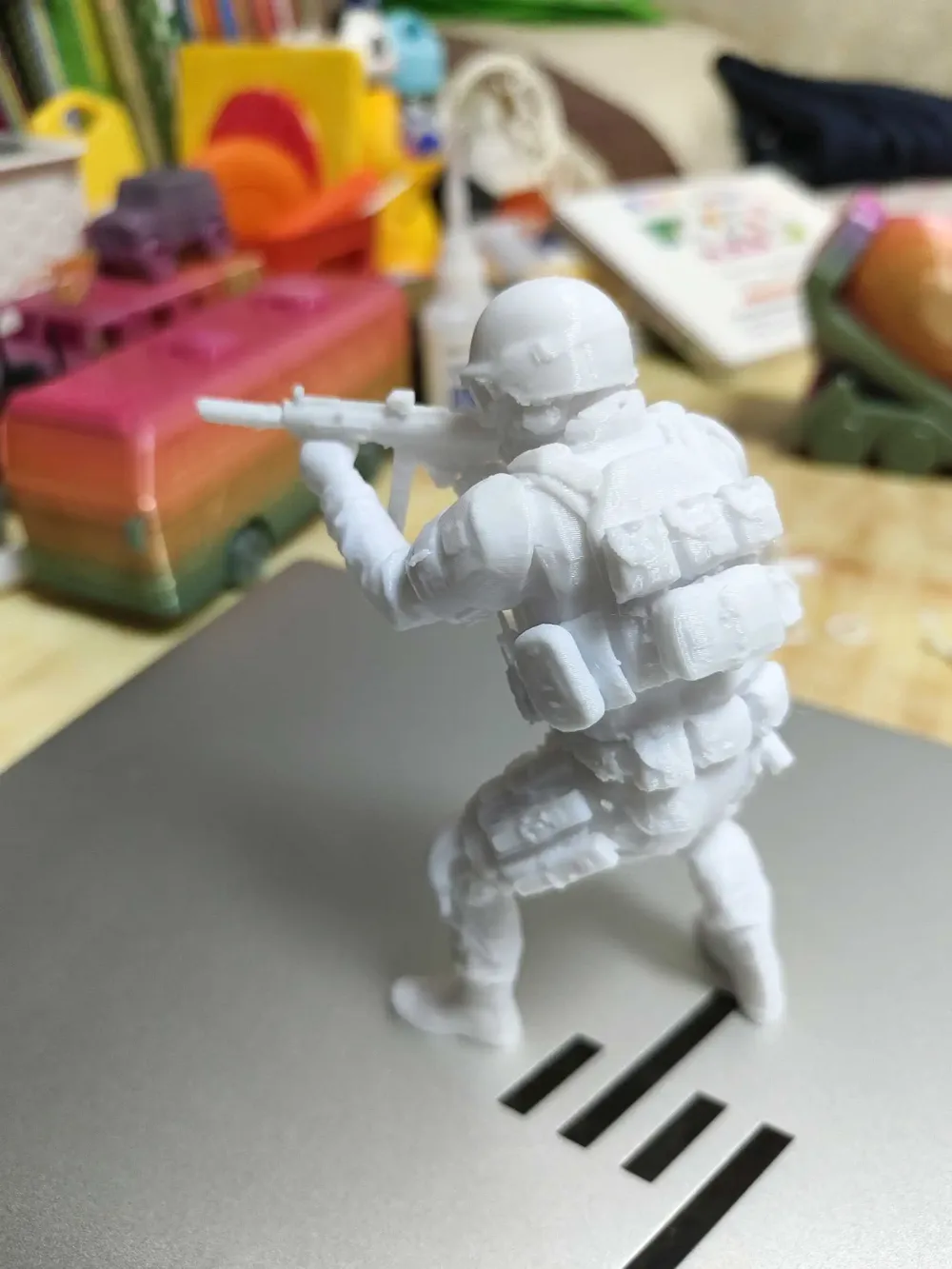 Special Forces Posable Figure Set Police Pose - Free 3D Print Model ...