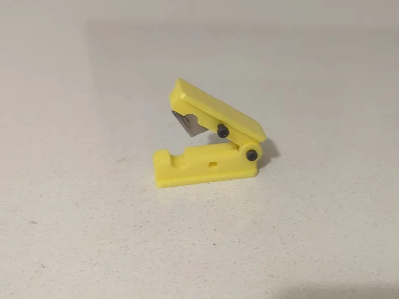 8mm Tubing Cutter Remixed by noam.vaanunu - MakerWorld
