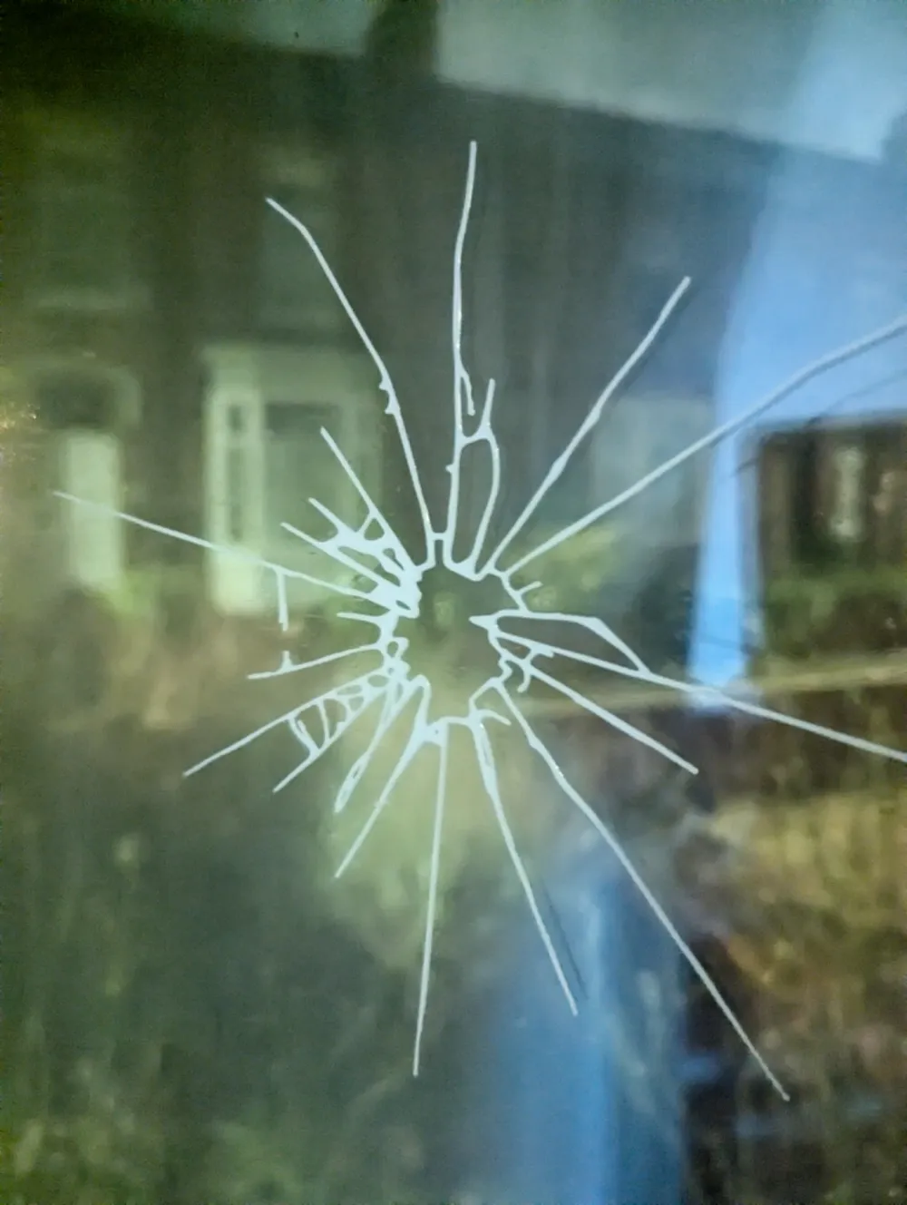 Broken Glass Prank by audiopsyence - MakerWorld