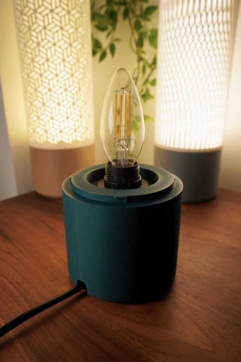 E14 Base for Lamp 2.0 By Foxwood - Free 3D Print Model - MakerWorld