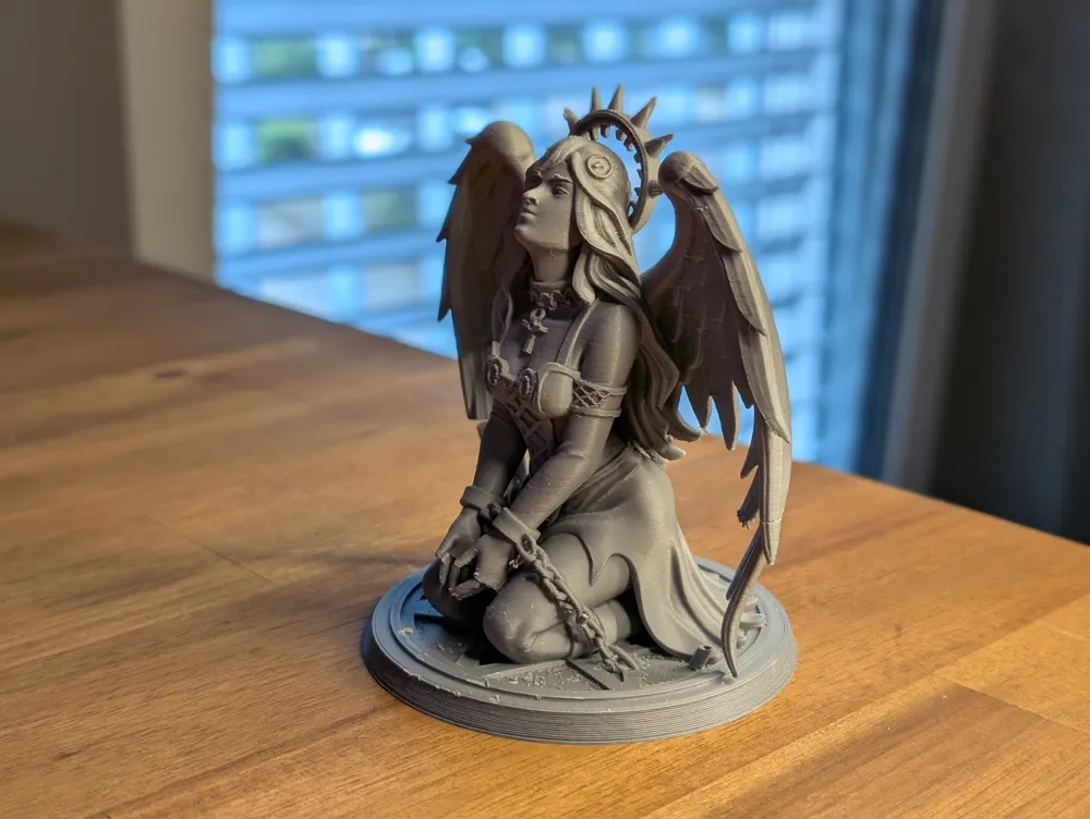 Kneeling Gothic Angel Statue (Halo & Wings) by Cosa_93 MakerWorld ...