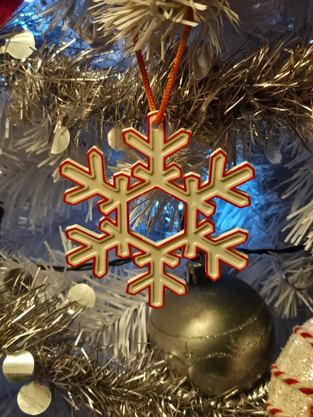 Snowflake Christmas Tree Decoration (Bauble) by Nono33 - MakerWorld
