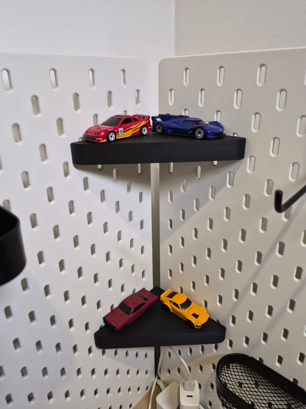 Ikea Skadis corner shelf - Free 3D Print Model - MakerWorld