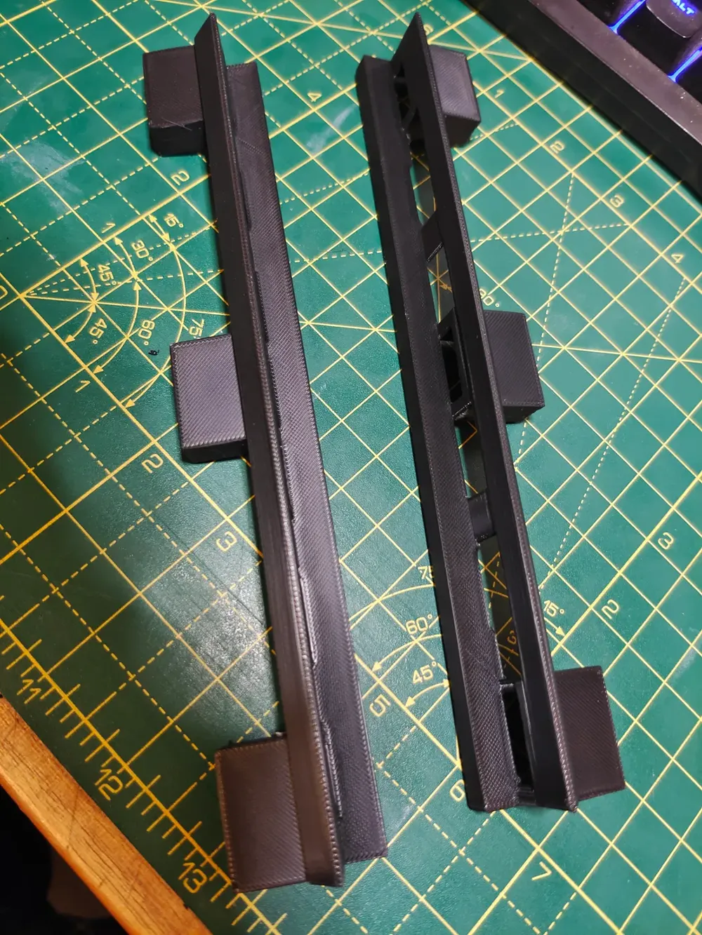 Bambu Lab Short Stack AMS Holder for P1P by Tjc_2005 - MakerWorld