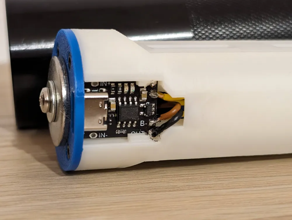 MagLite 2D USB-C charging 18650 battery conversion by chrisax212 ...