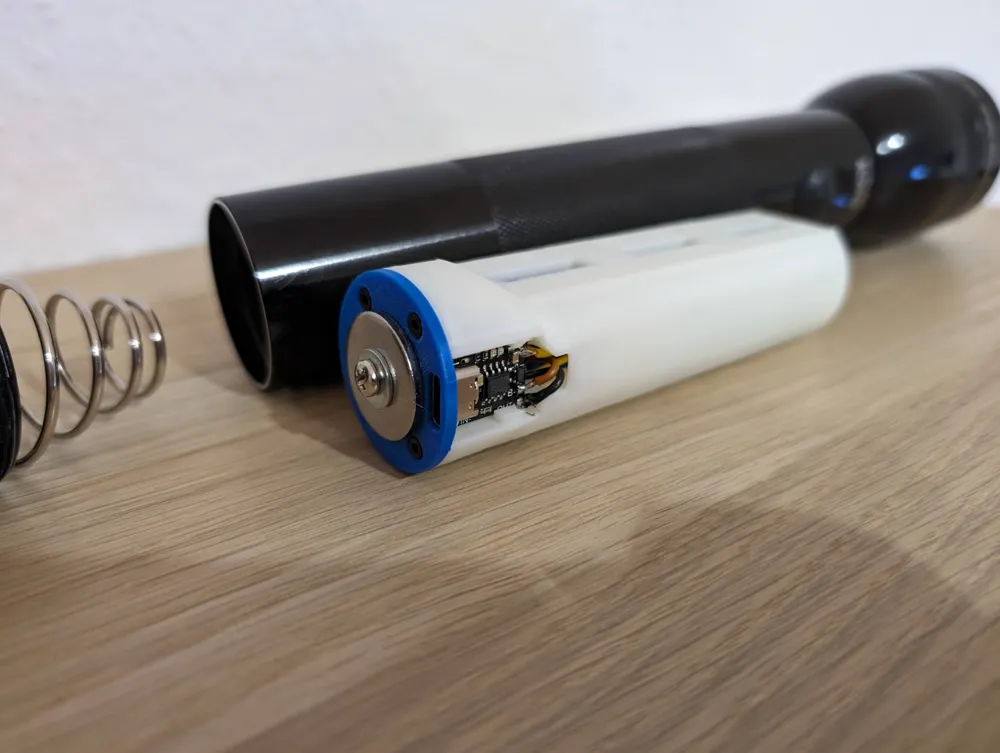 MagLite 2D USB-C charging 18650 battery conversion by chrisax212 ...