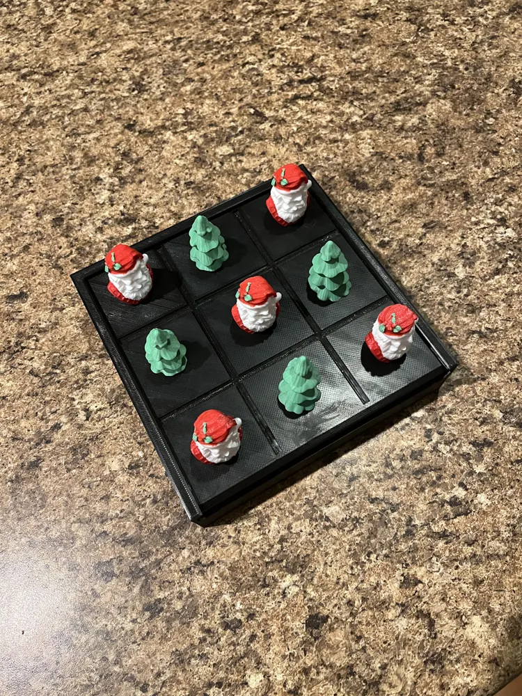 Santa and Christmas Tree Tic Tac Toe - Free 3D Print Model - MakerWorld