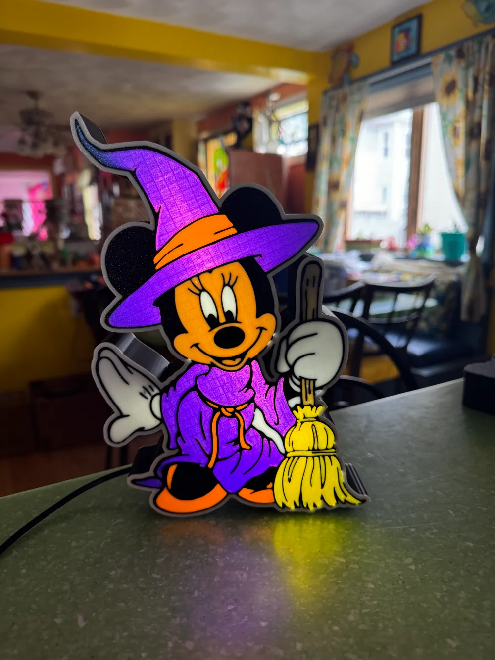 Minnie Witch Lightbox by photosbyd386 - MakerWorld