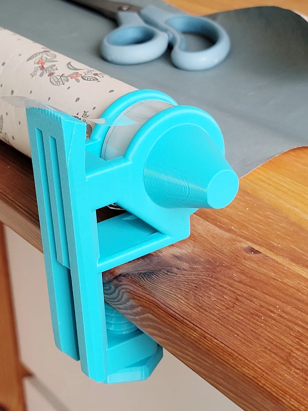 Gift Wrapping Table - Free 3D Print Model - MakerWorld