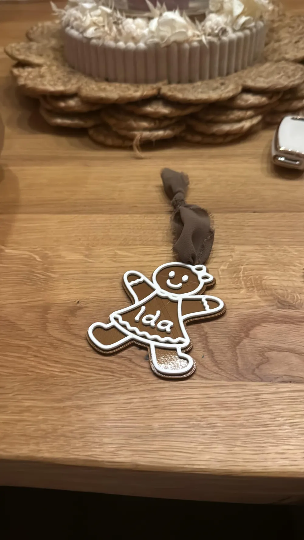 Christmas Tree Ornament Gingerbread Man - Free 3D Print Model - MakerWorld