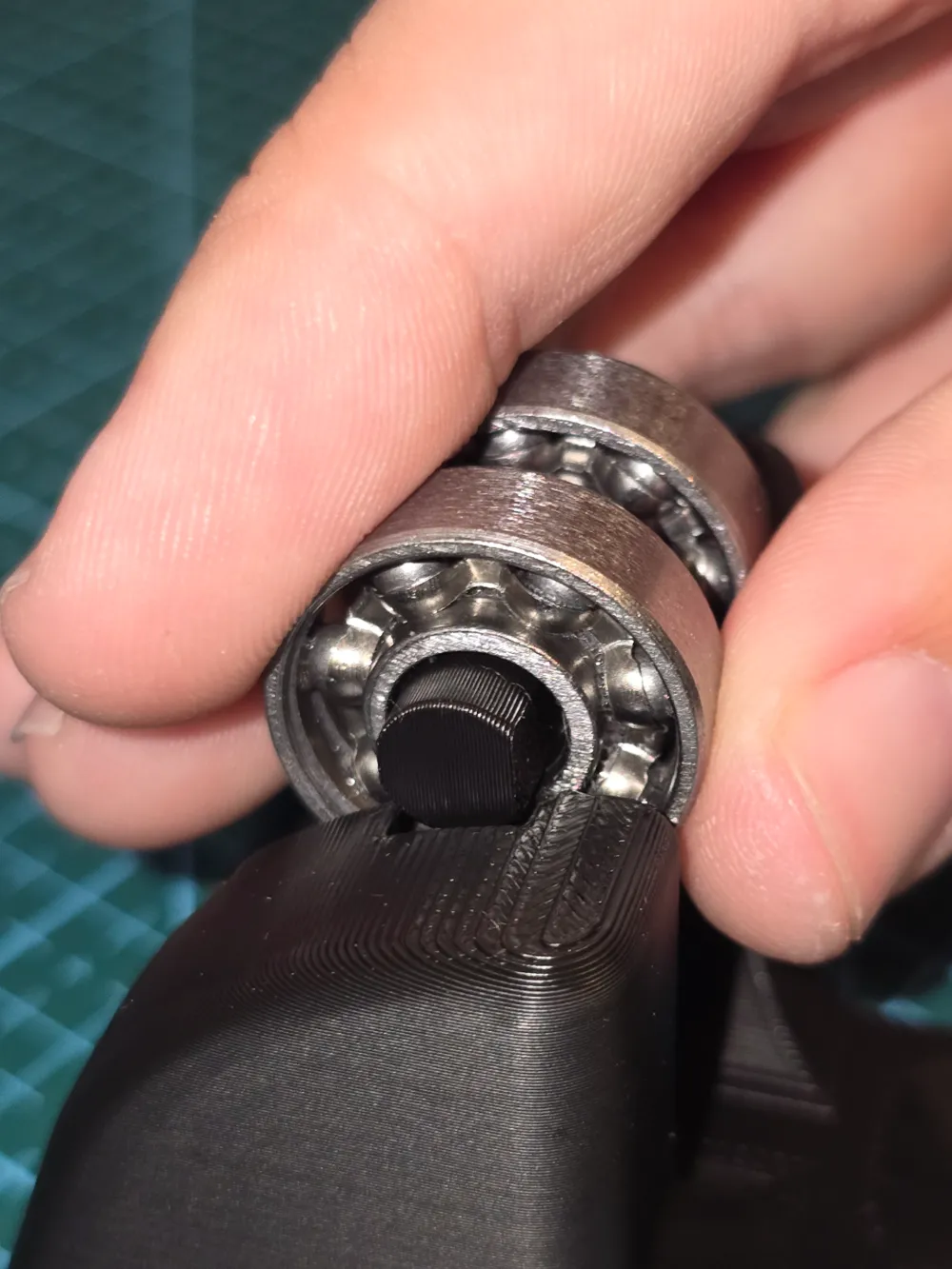 Filament Spool Roller (5Kg Spools Supported!) - Free 3D Print Model ...