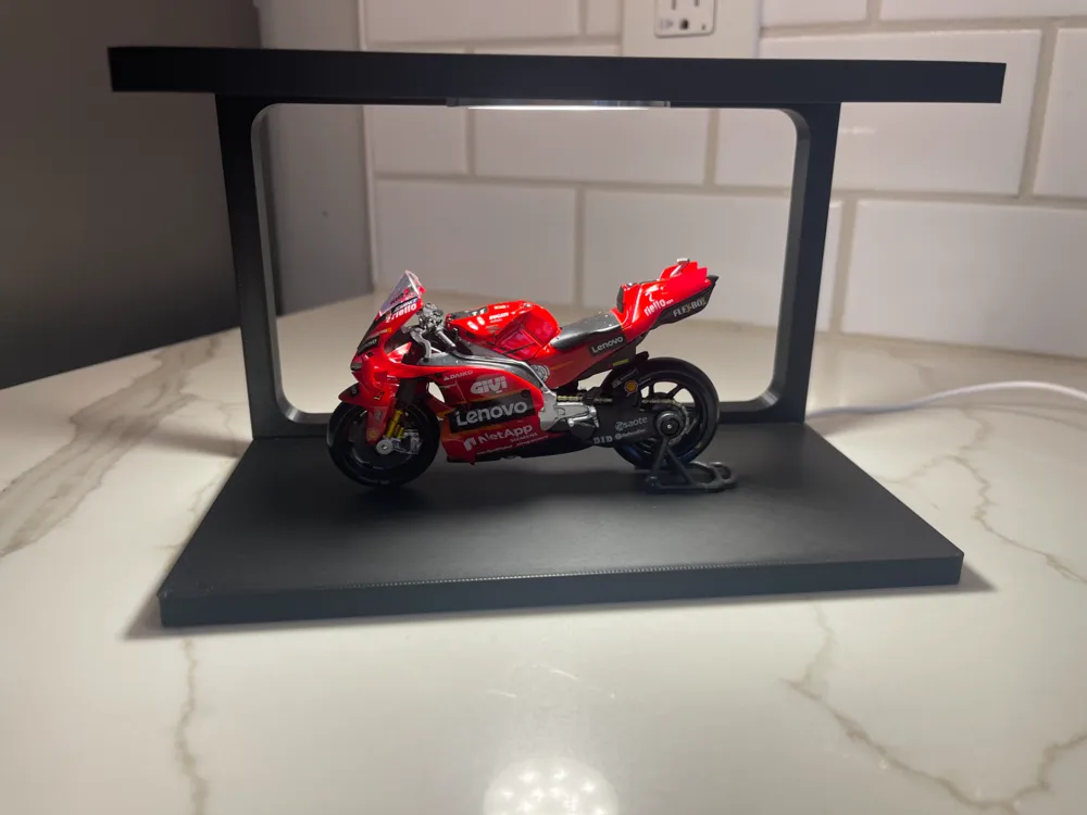 1:24 Scale Model Display Stand with Built-in LED by ShapeShift 3D ...