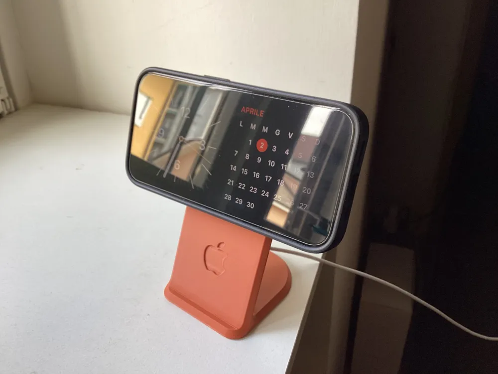 Apple Iphone Magsafe holder by Teo MakerWorld: Download Free 3D Models
