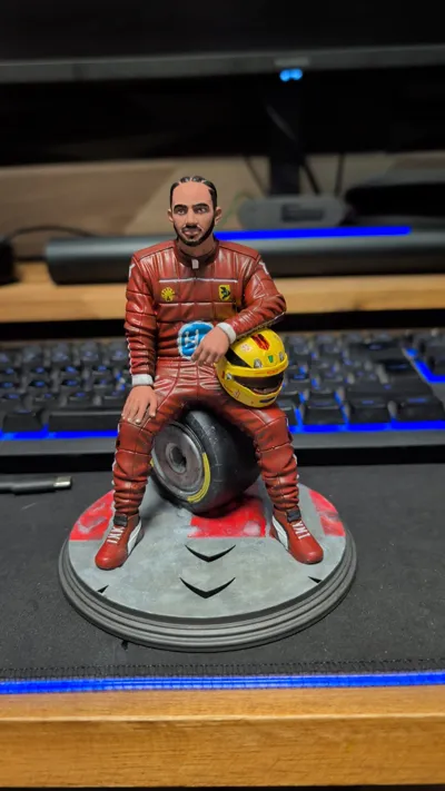 Lewis Hamilton - Free 3D Print Model - MakerWorld