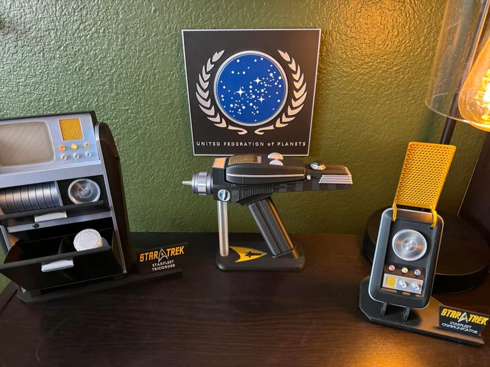 United Federation of Planets Plaque Remixed by cheshire - MakerWorld