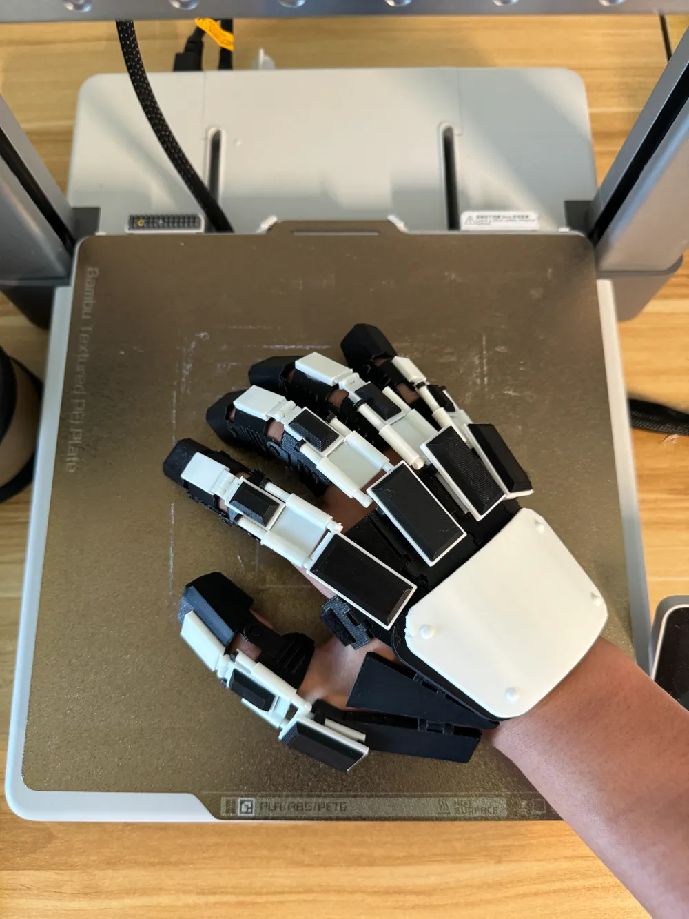Mechanical Hand Exoskeleton Armor - Free 3D Print Model - MakerWorld
