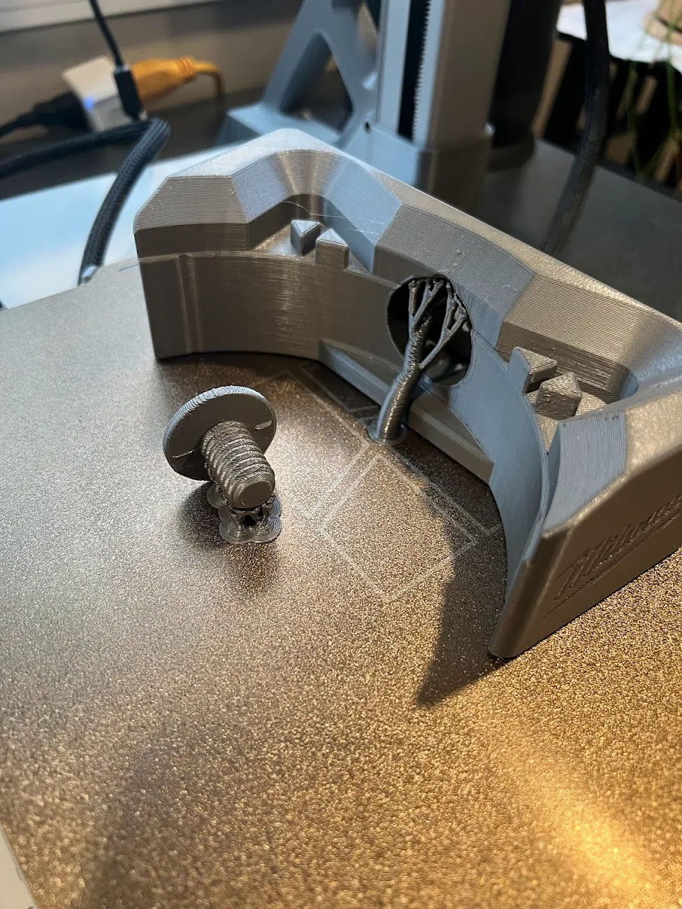 Milwaukee M18 Blower SUNCAST SHED Wall mount+screw Remixed by LivBigSki ...