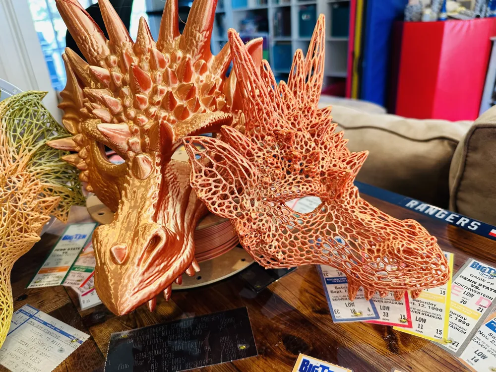 Wingy and Spiky Dragon Masks! Solid and Voronoi - Free 3D Print Model ...
