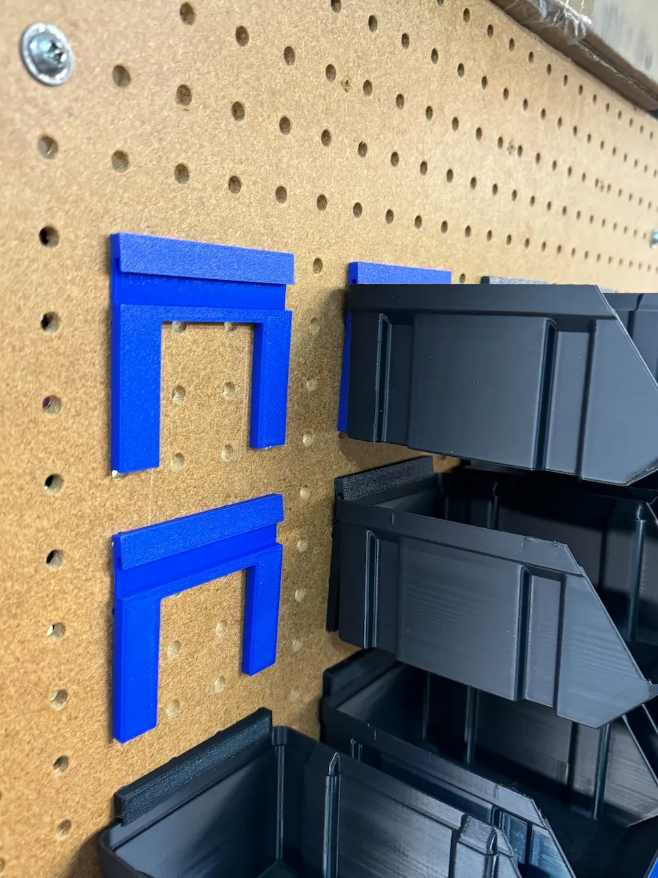Pegboard Mount for Stackable box V1 and 2 - Free 3D Print Model ...