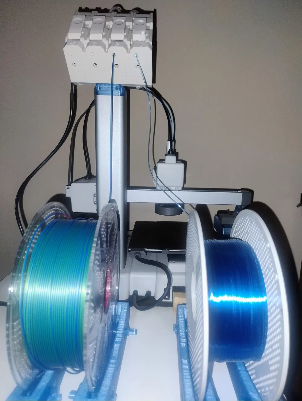 Anti-Friction Spool System for BMCU by Comp@Eiss MakerWorld: Download ...