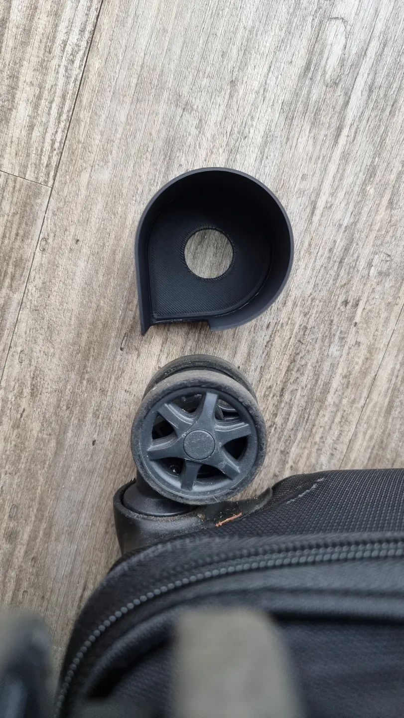Trolley Wheel Cap by Hyperion90 - MakerWorld