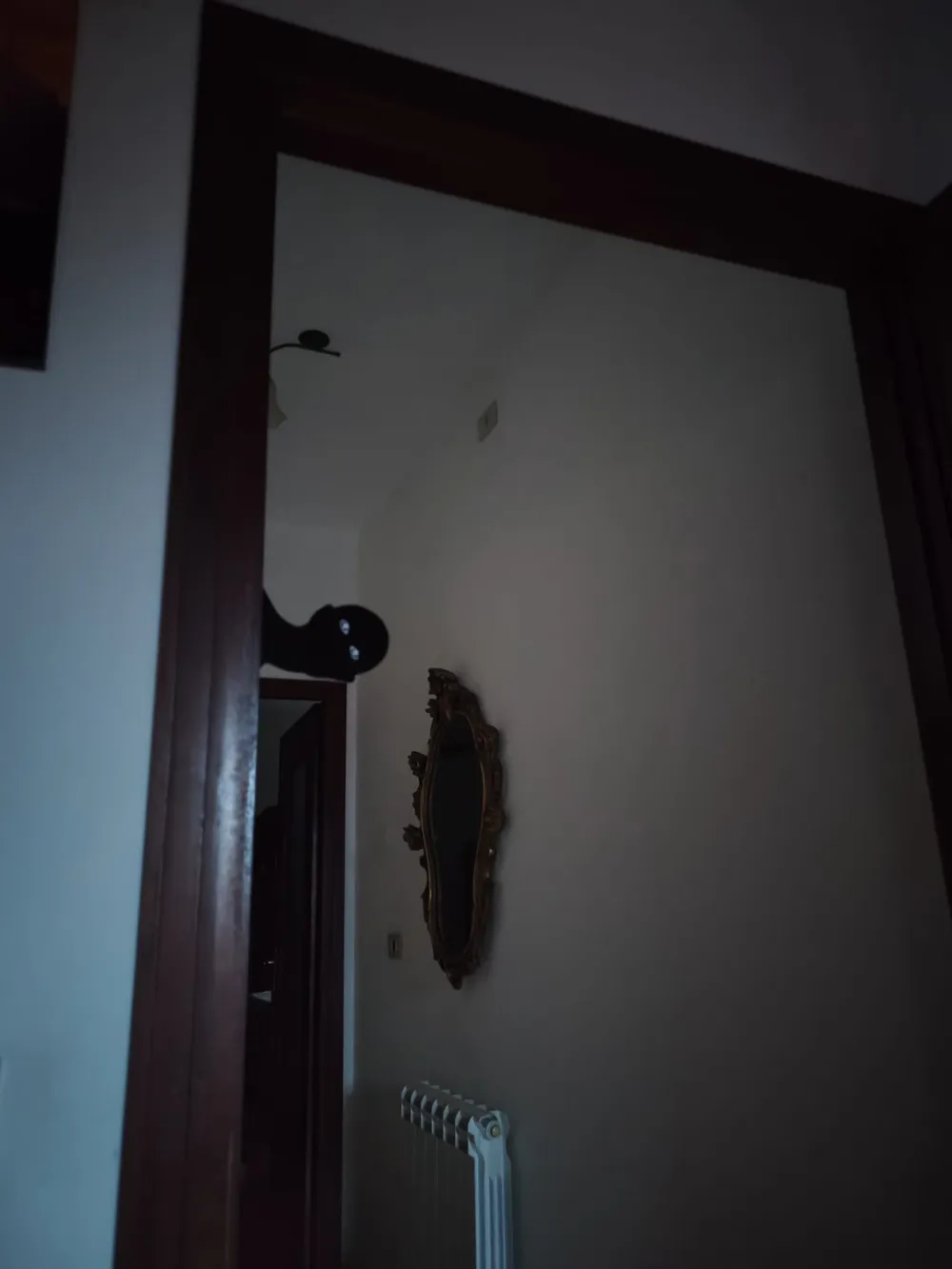 Monster at the door! (prank) - Free 3D Print Model - MakerWorld