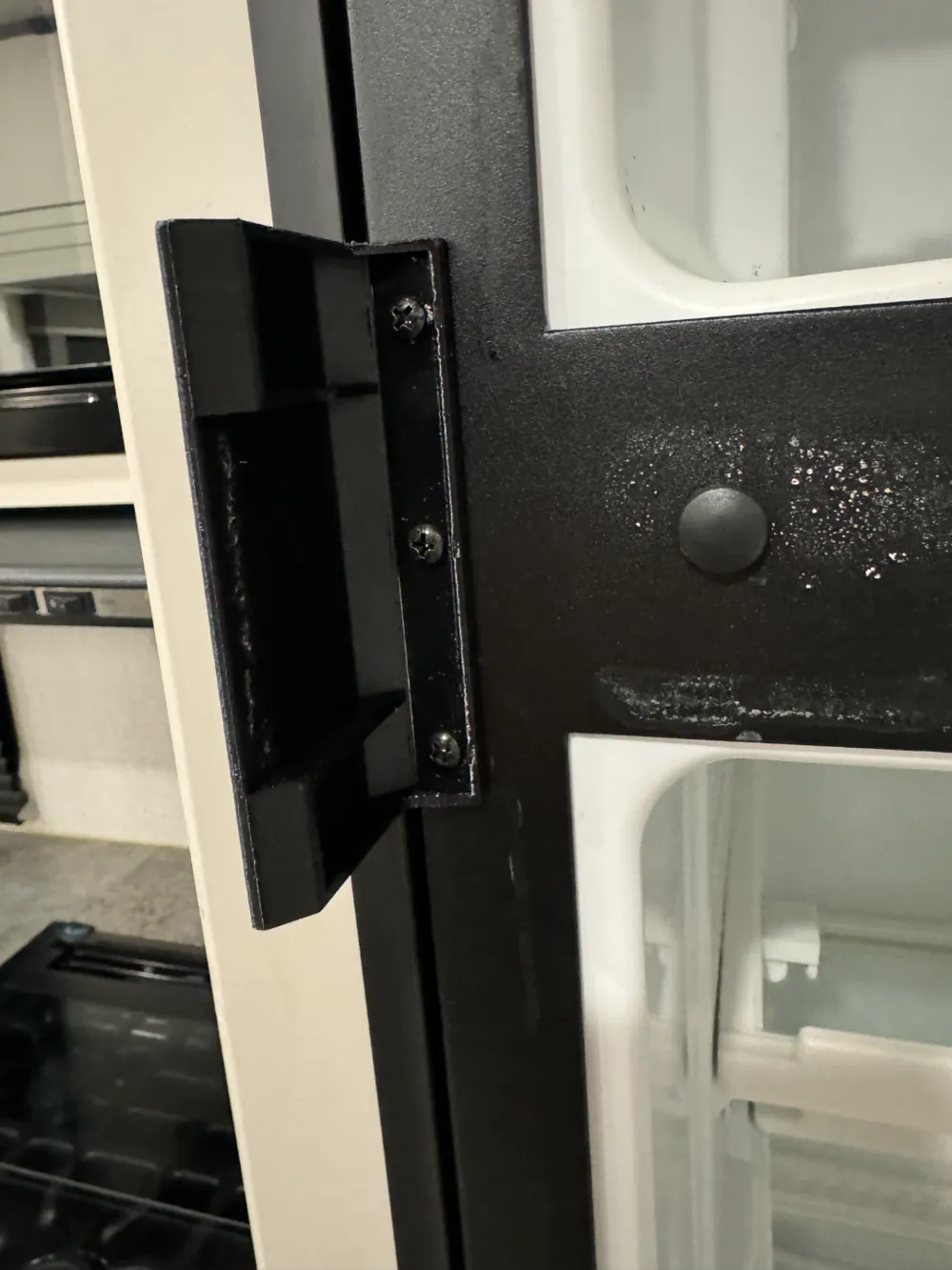 Norcold Fridge Door Bracket Latch by barbasnoo - MakerWorld