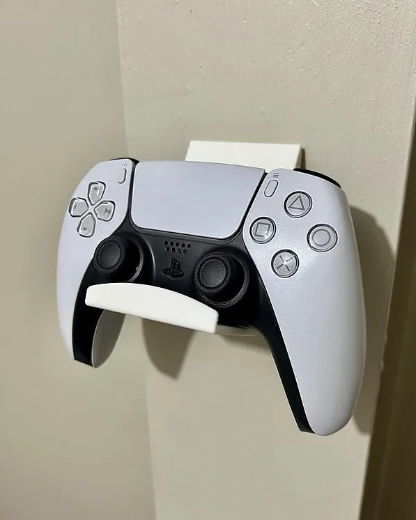3D Printed Controller Wall Mounted Stand Holder by Nicholas Mootoo ...