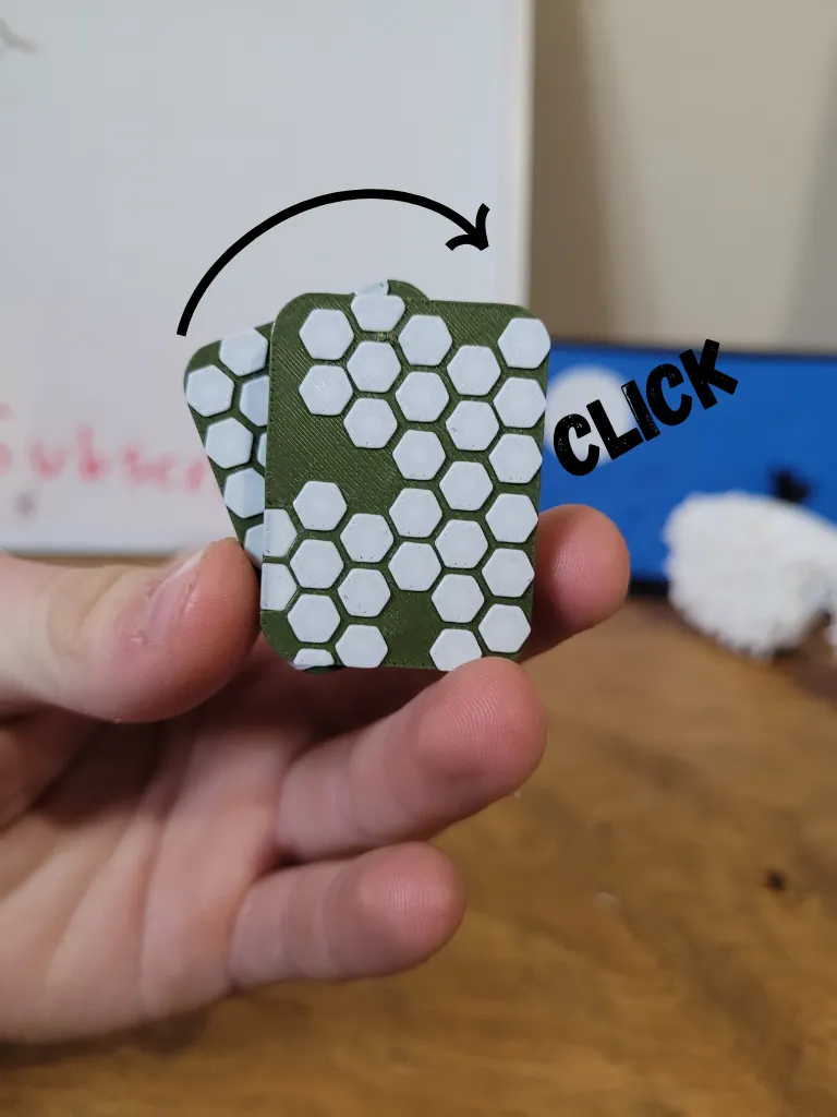 Honeycomb 3way magslide fidget by Gcodeprinting MakerWorld: Download ...