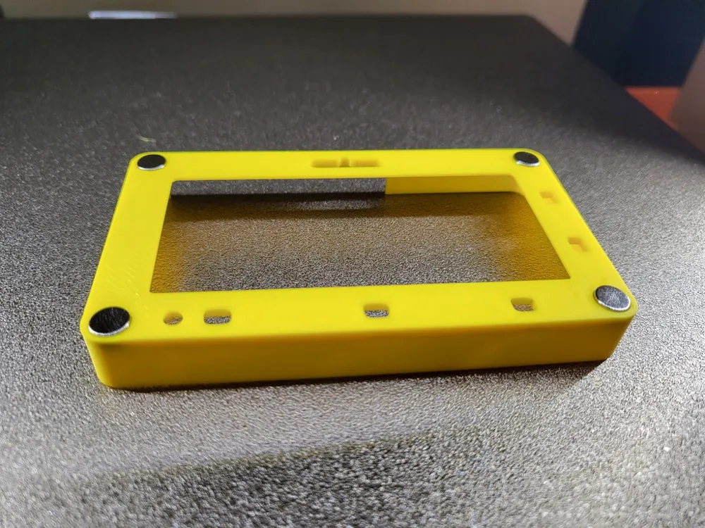 Pimoroni Badger 2040 Magnetic Case Remixed by commputethis - MakerWorld