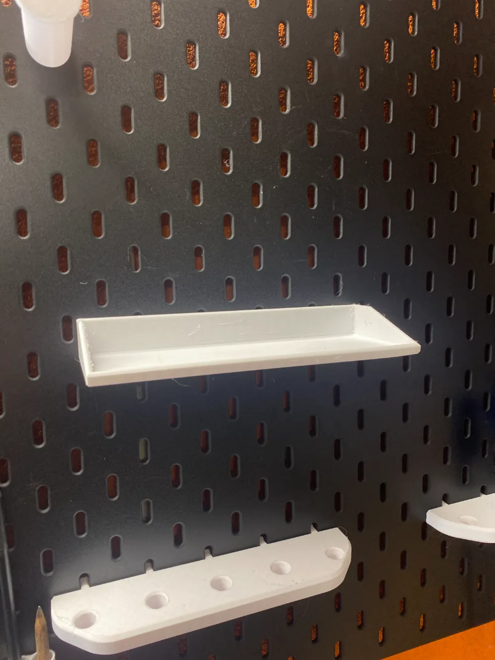 Skadis tray/shelf - Free 3D Print Model - MakerWorld