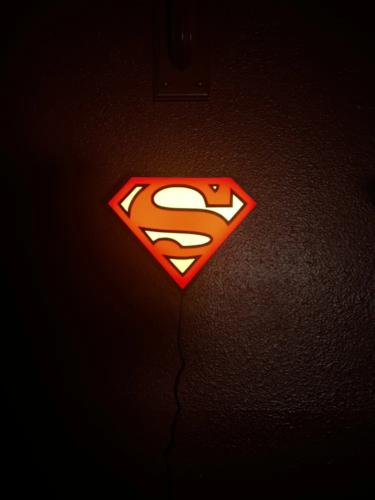 Superman Light Box – Kostenloses 3D-Druckmodell – MakerWorld