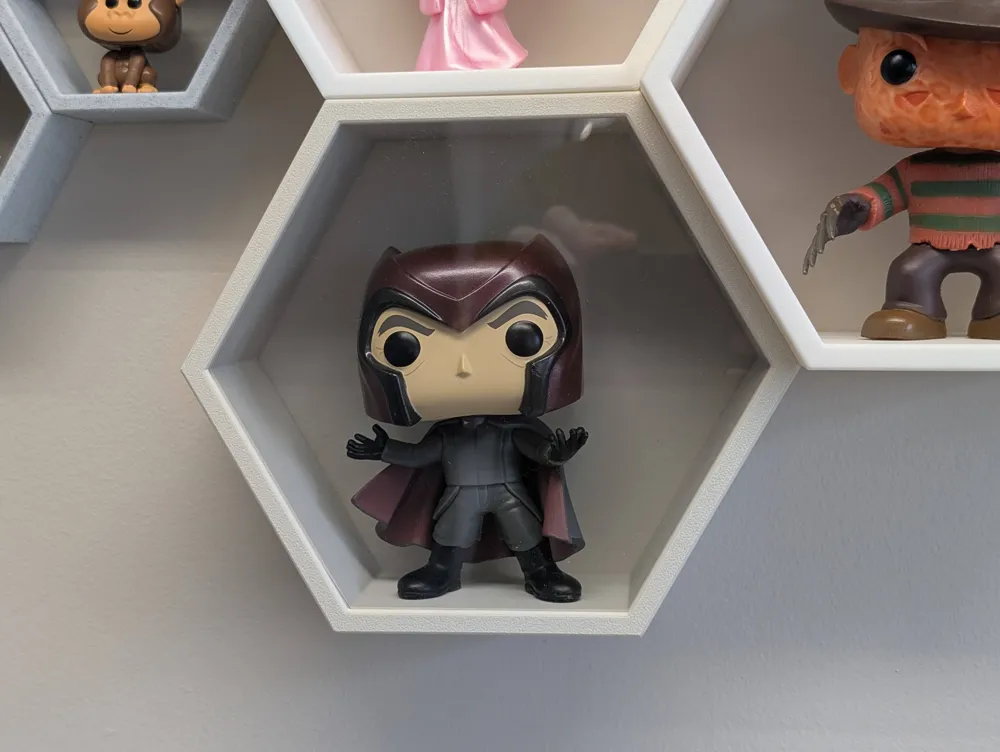 Medium Screen Hexo Shelf - Free 3D Print Model - MakerWorld