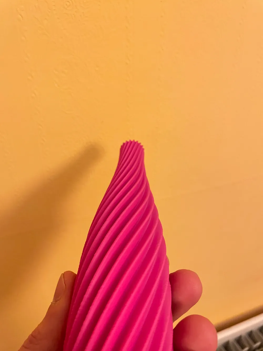 Single-flower vase - Free 3D Print Model - MakerWorld