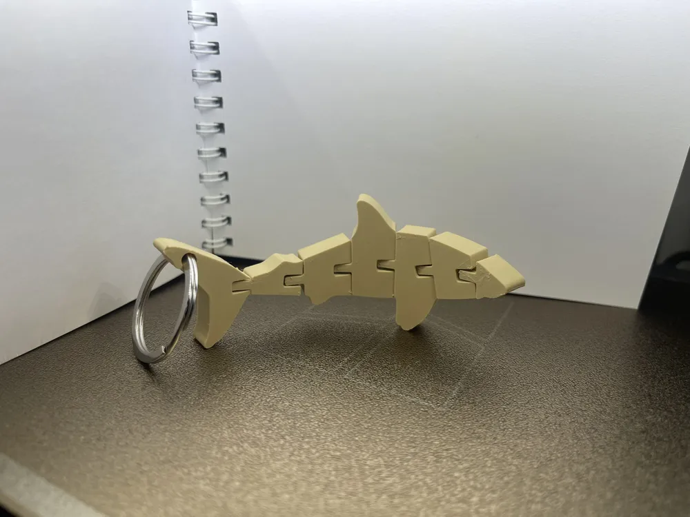 Flexi Shark Keychain by Cuculet MakerWorld: Download Free 3D Models