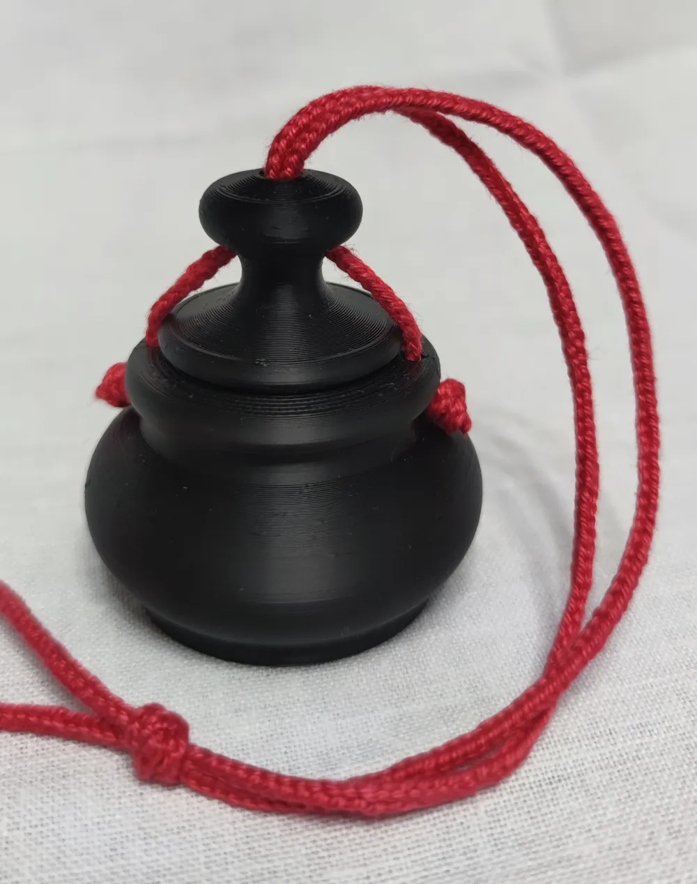 Medieval ink pot - Free 3D Print Model - MakerWorld