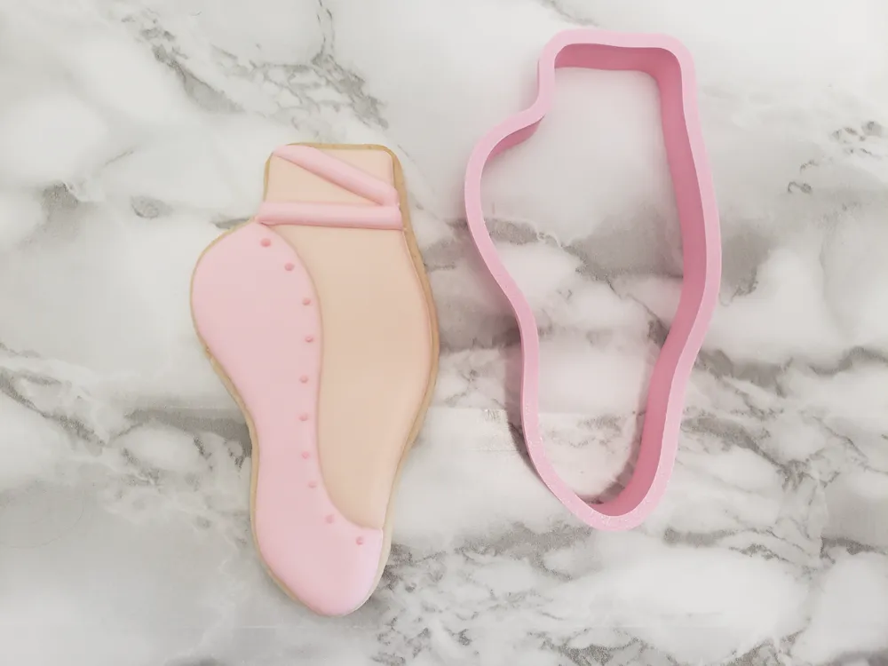 Ballet Shoe Cookie Cutter by Backyard Creations - MakerWorld