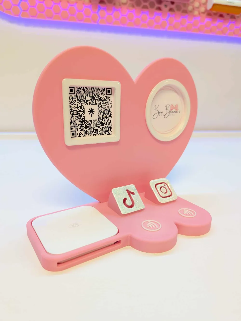 Square Reader & Social Media NFC Stand by B3D - MakerWorld
