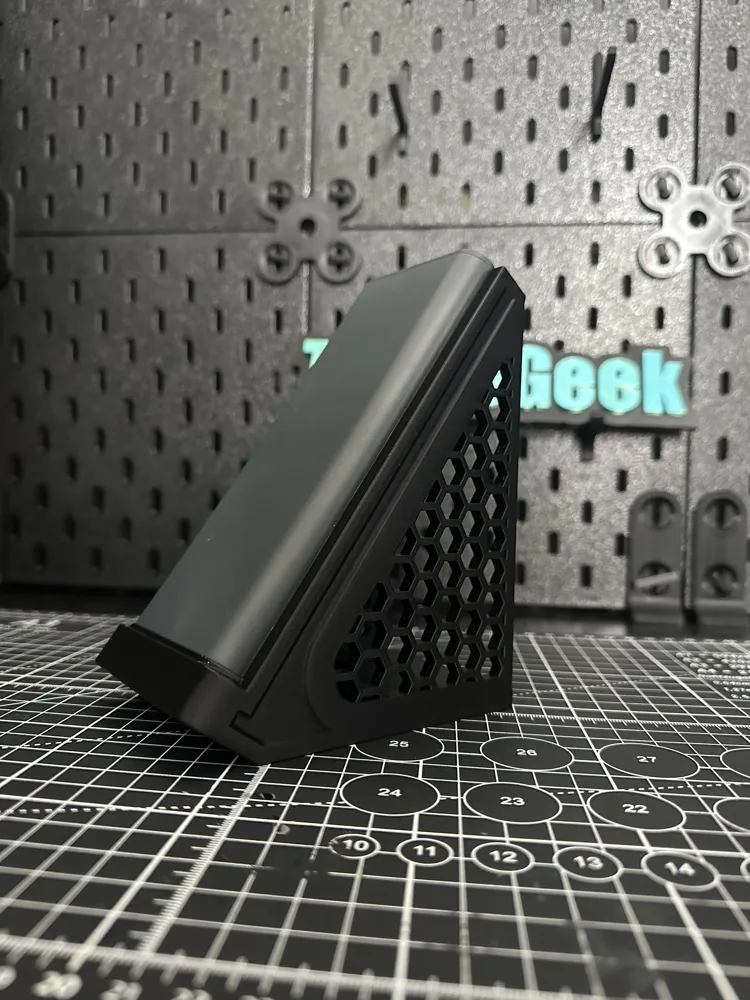 HIVE Screwdriver Holder by TAH3DGeek MakerWorld: Download Free 3D Models