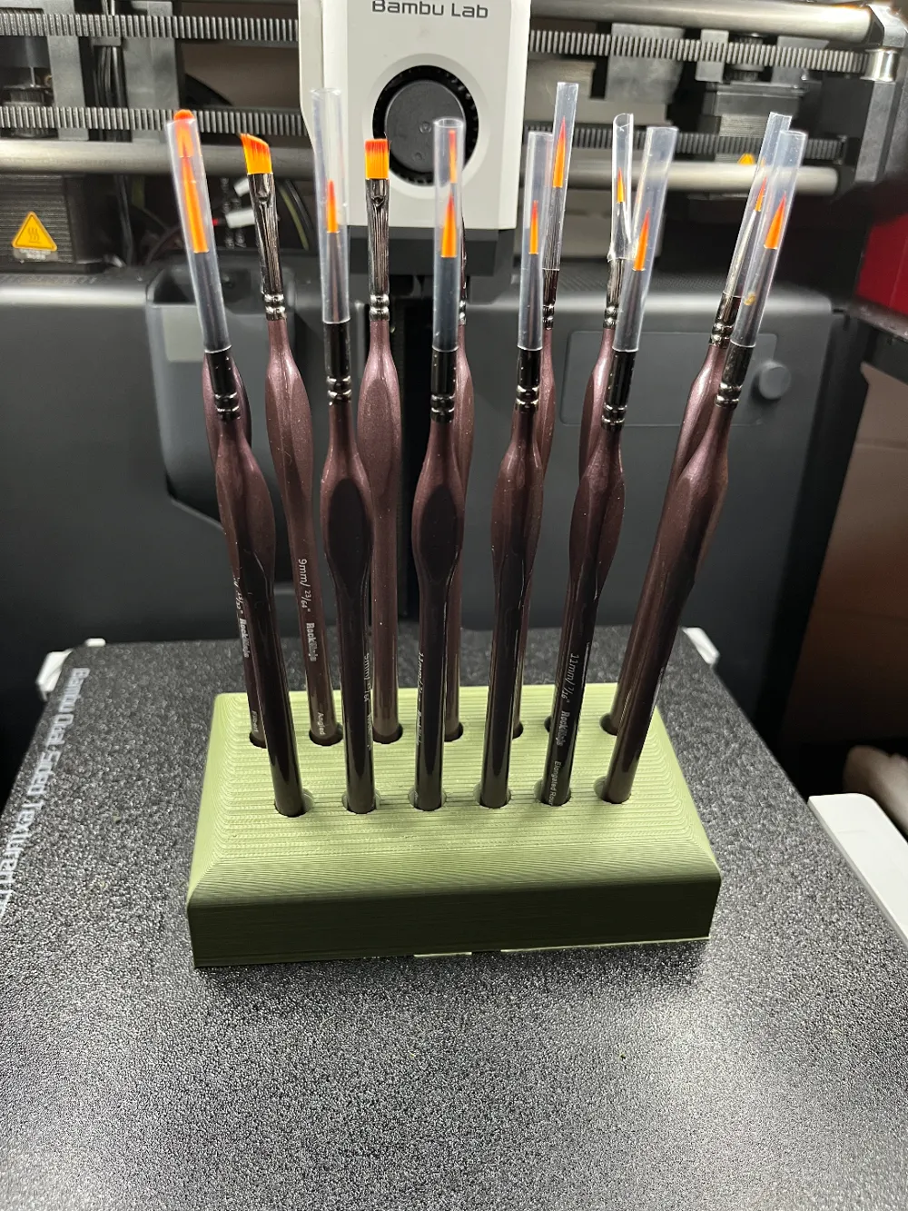 Brushes holder by steve_82 - MakerWorld