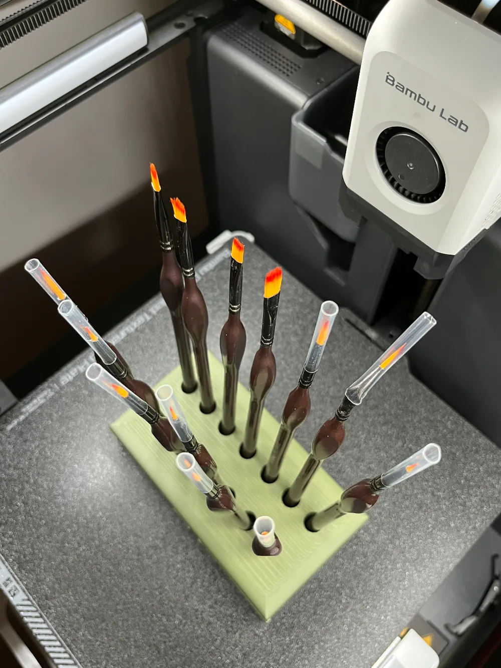 Brushes holder by steve_82 - MakerWorld