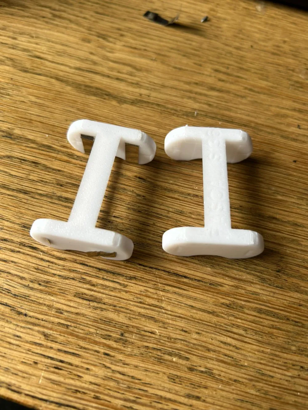 2CR5 6V adapter for 2 3V batteries / CR123 batteries - Free 3D Print ...