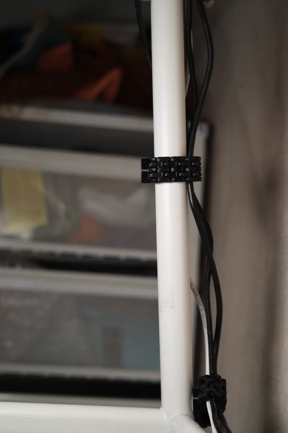 Magnetic Flexible Cable Management Arc by neoyarus - MakerWorld