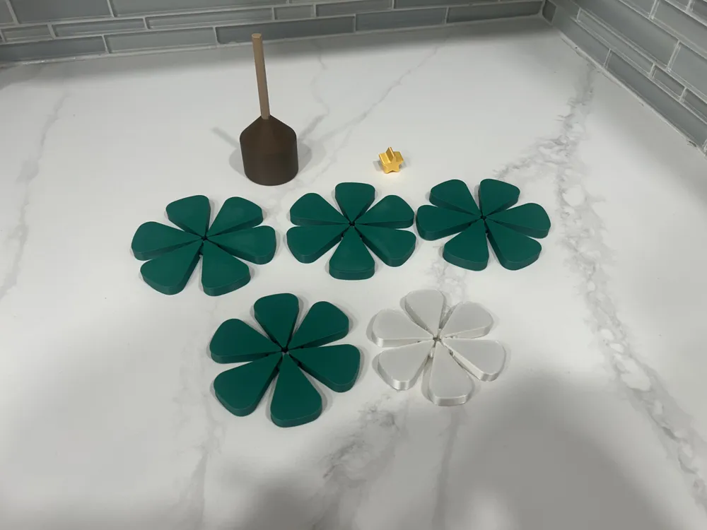 Chirstmas Tree Coaster Set - Free 3D Print Model - MakerWorld
