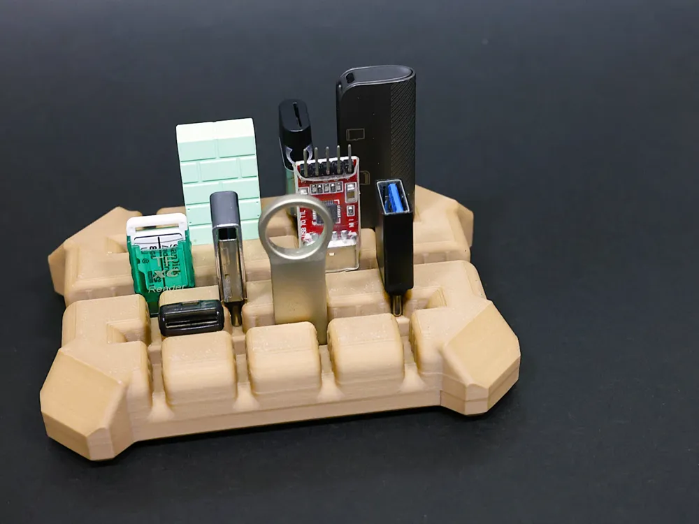 USB collector for type-A and type-c by LaphaeL - MakerWorld