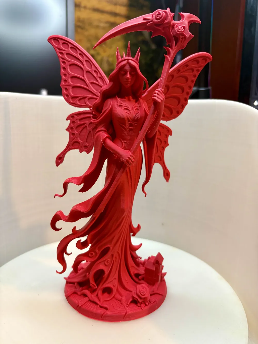 The Thornwing Reaper Queen - Free 3D Print Model - MakerWorld