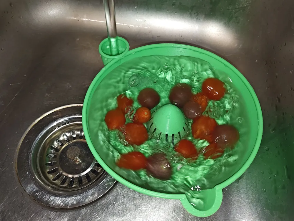 HydroSpinner Berry/Fruit Washer (V2) - Free 3D Print Model - MakerWorld