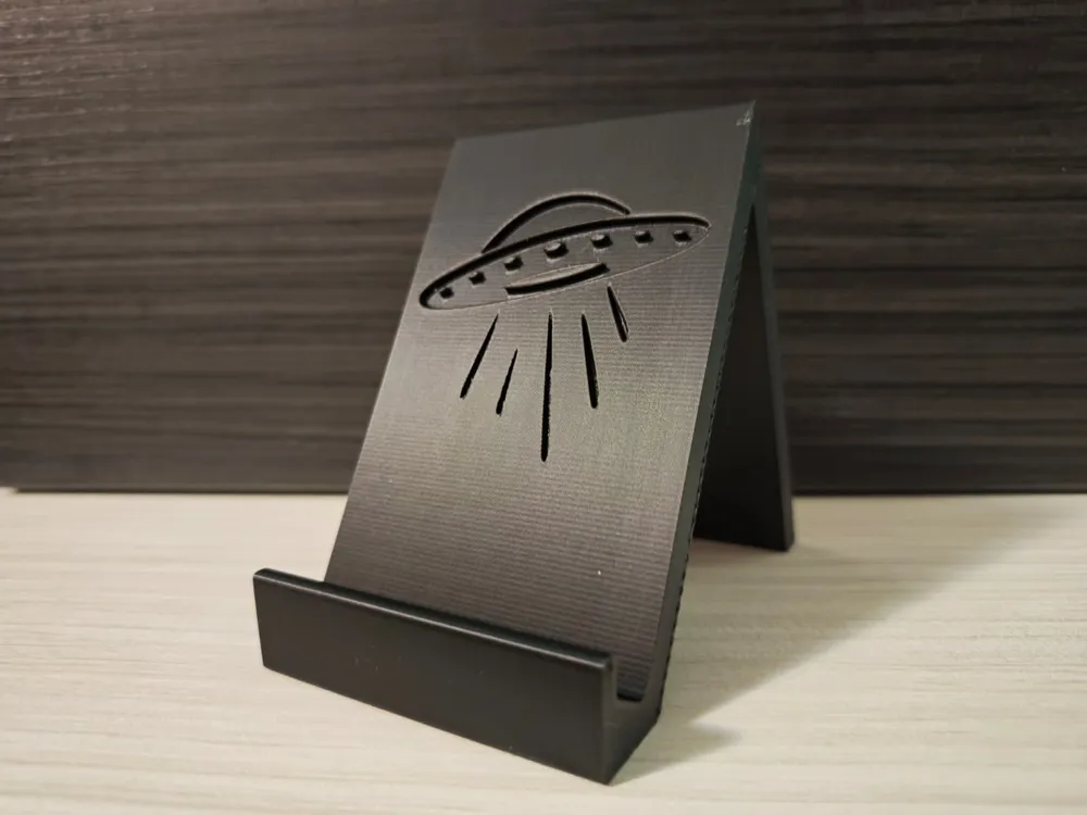 Alien UFO Phone Stand (simple build) - Free 3D Print Model - MakerWorld