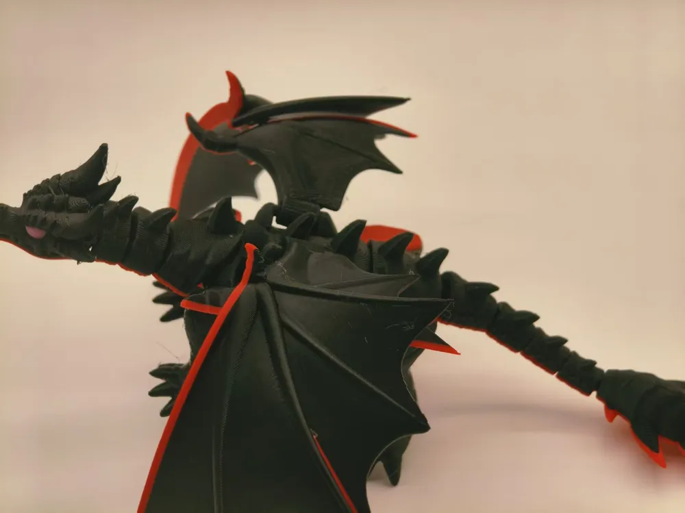 Sdentato di Dragon Trainer, il drago non necessita di supporti, anche il MINI può stampare ...