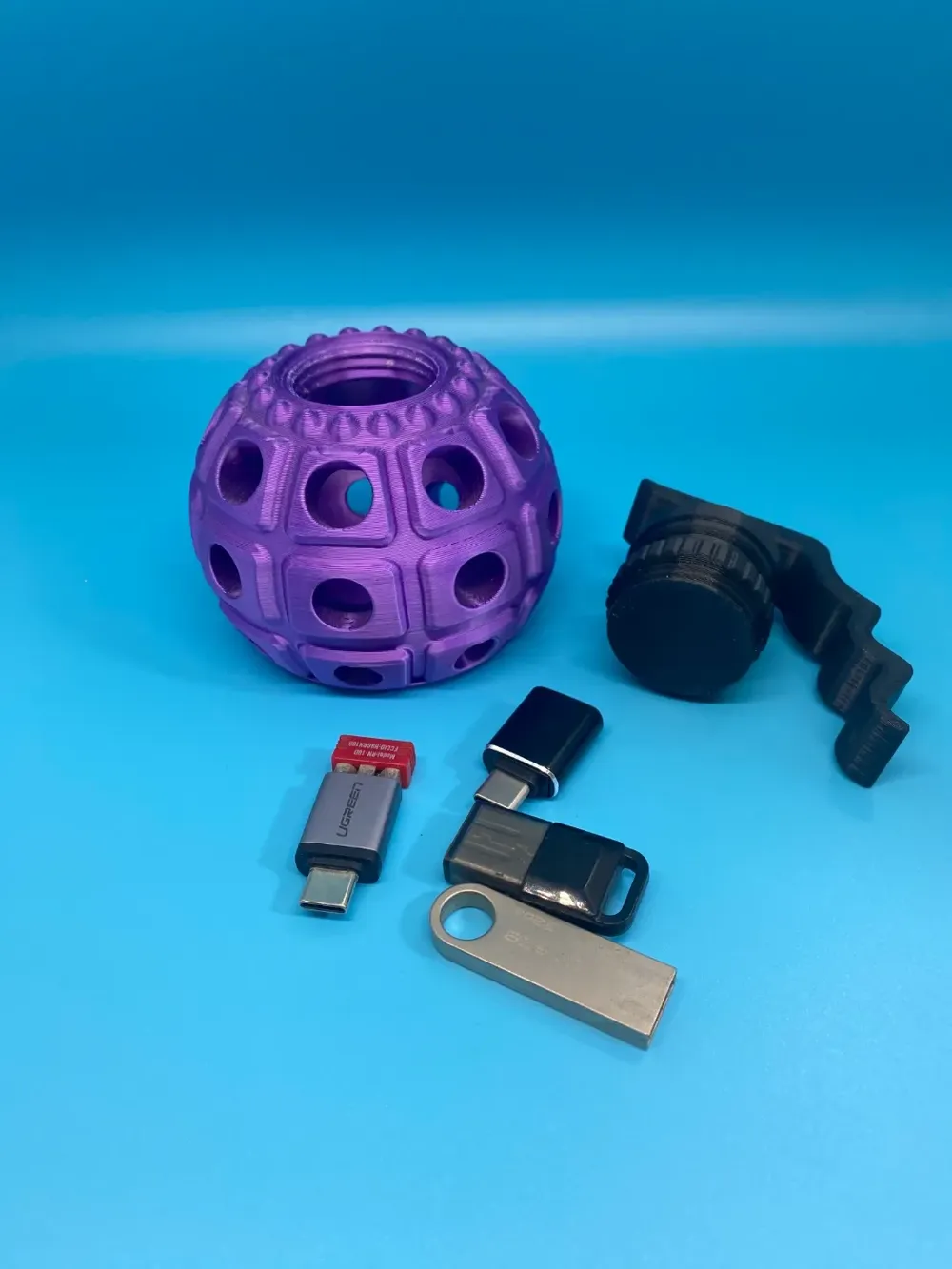 Grenade-Shaped USB Drive Organizer by 墨客-创意模型 - MakerWorld